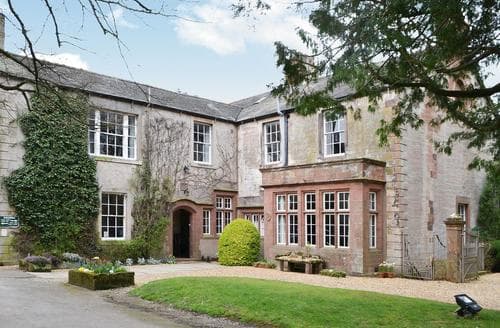 Large self catering cottages in the UK sleeping 30 or more - Big ...